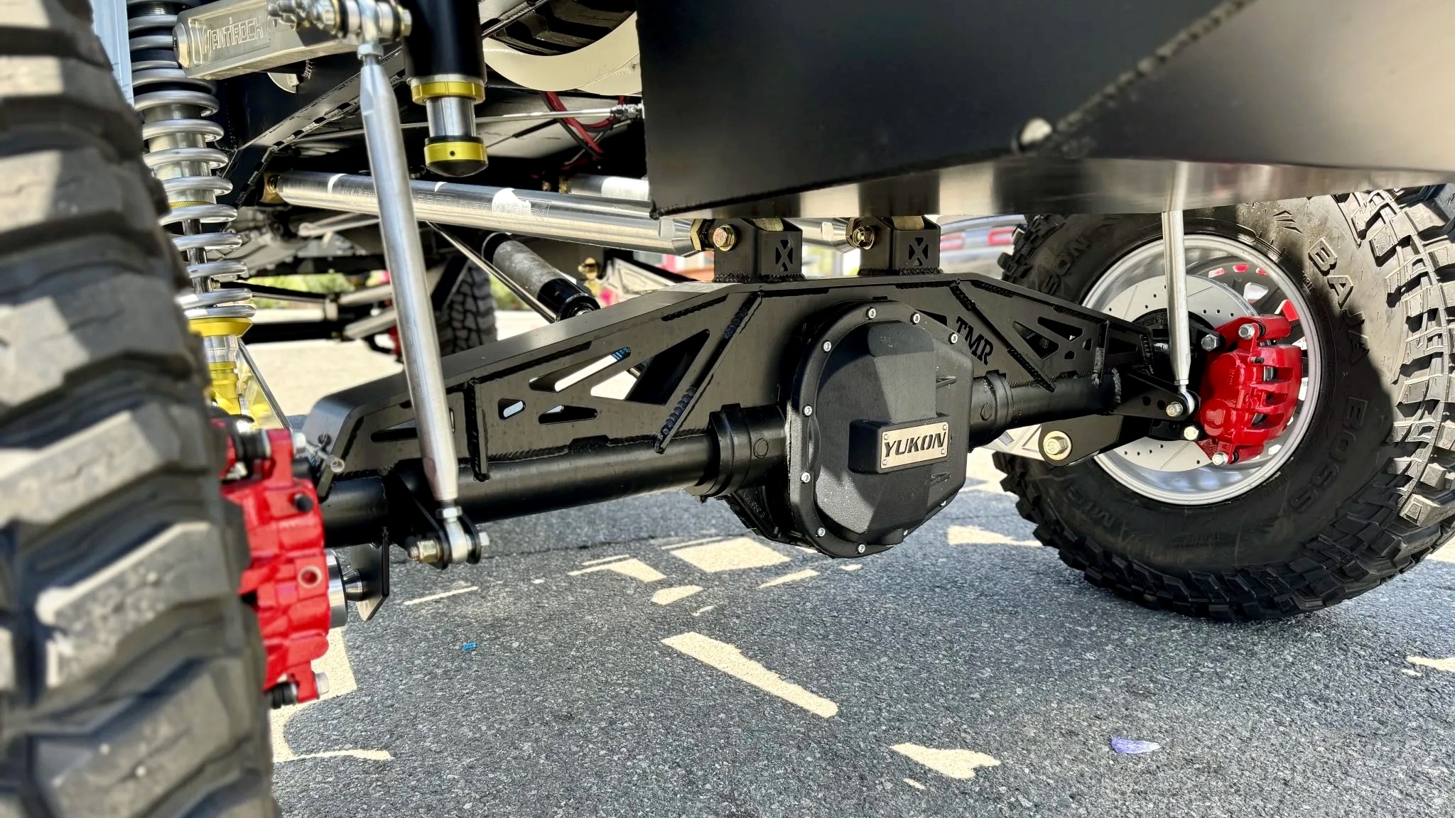 HELLCAT Redeye-Powered 1968 Dodge W200 Is Up For Grabs - HD Rams